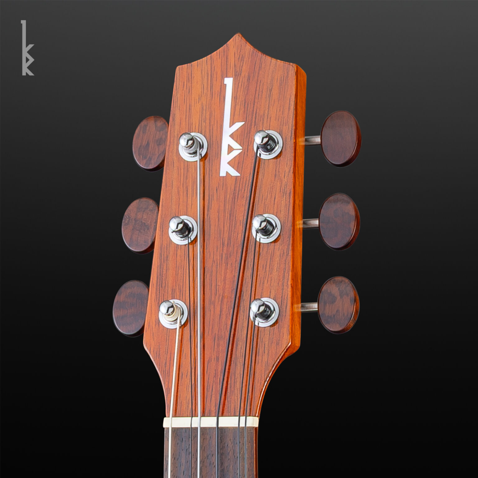 Baritone 6-String – Kamaka Hawaii